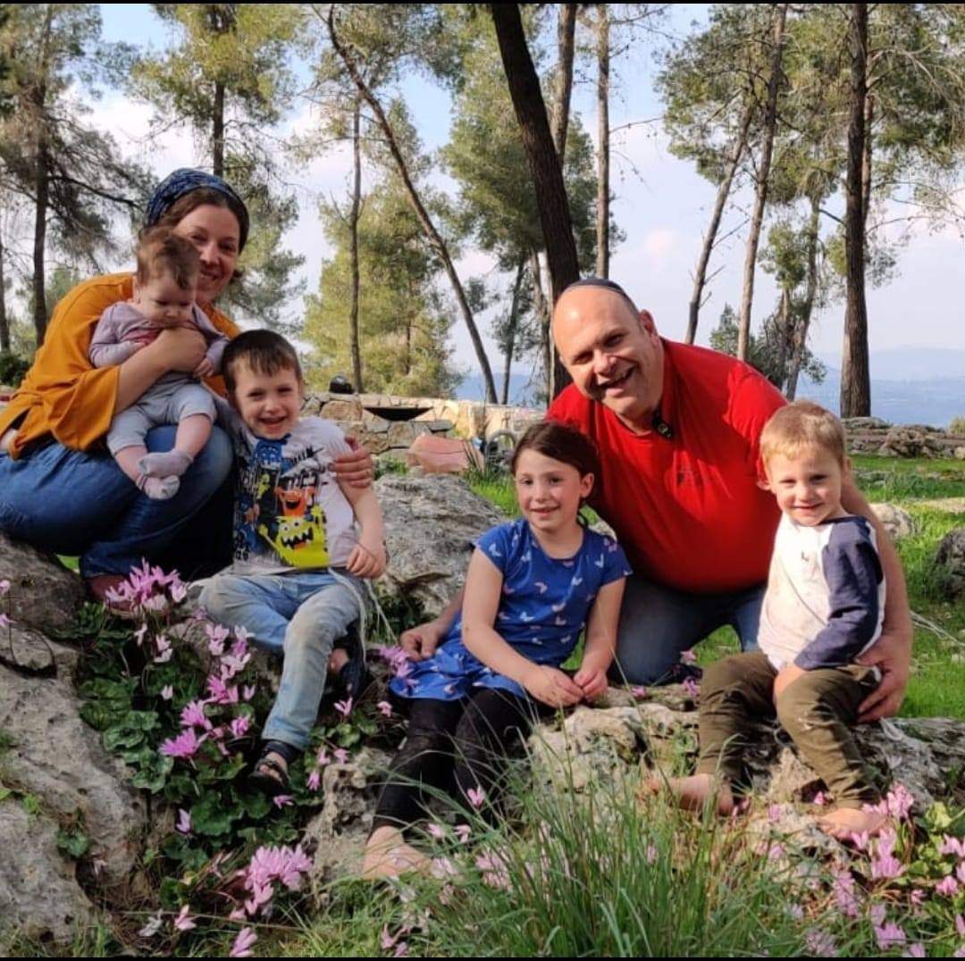 Tzahi and Tzilla, Yitzhak and Rivka ⋆ Sivan Rahav-Meir