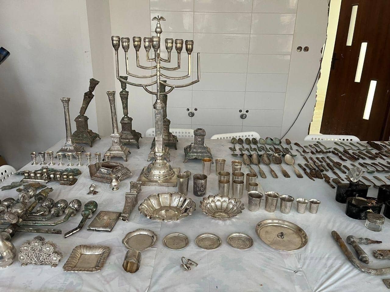 What are these Jewish artifacts telling us? ⋆ Sivan Rahav-Meir