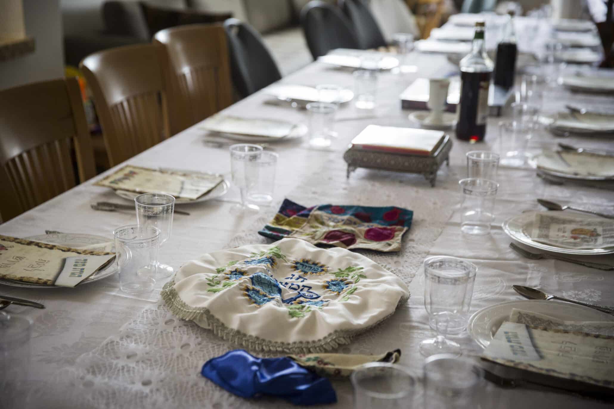 How the Seder proves there is order in the universe ⋆ Sivan Rahav-Meir