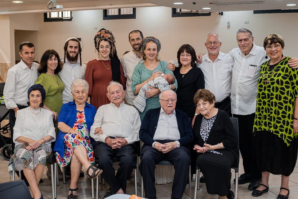 One picture: Five generations in the Land of Israel ⋆ Sivan Rahav-Meir